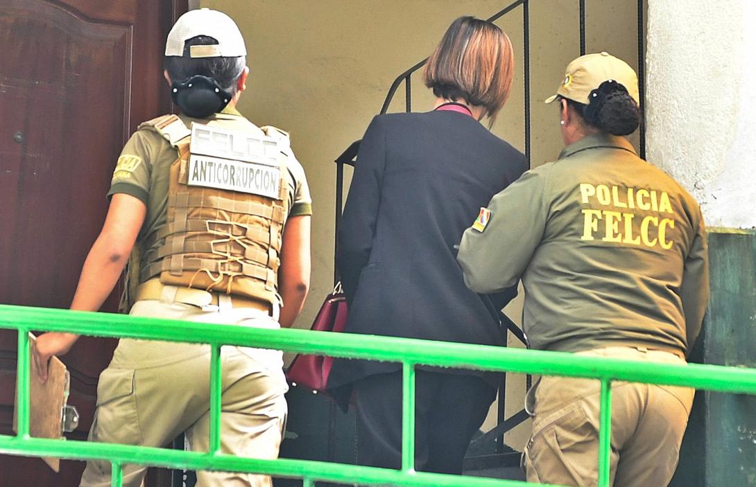 Jueza Lilian Moreno guarda silencio tras su aprehensión en La Paz ...